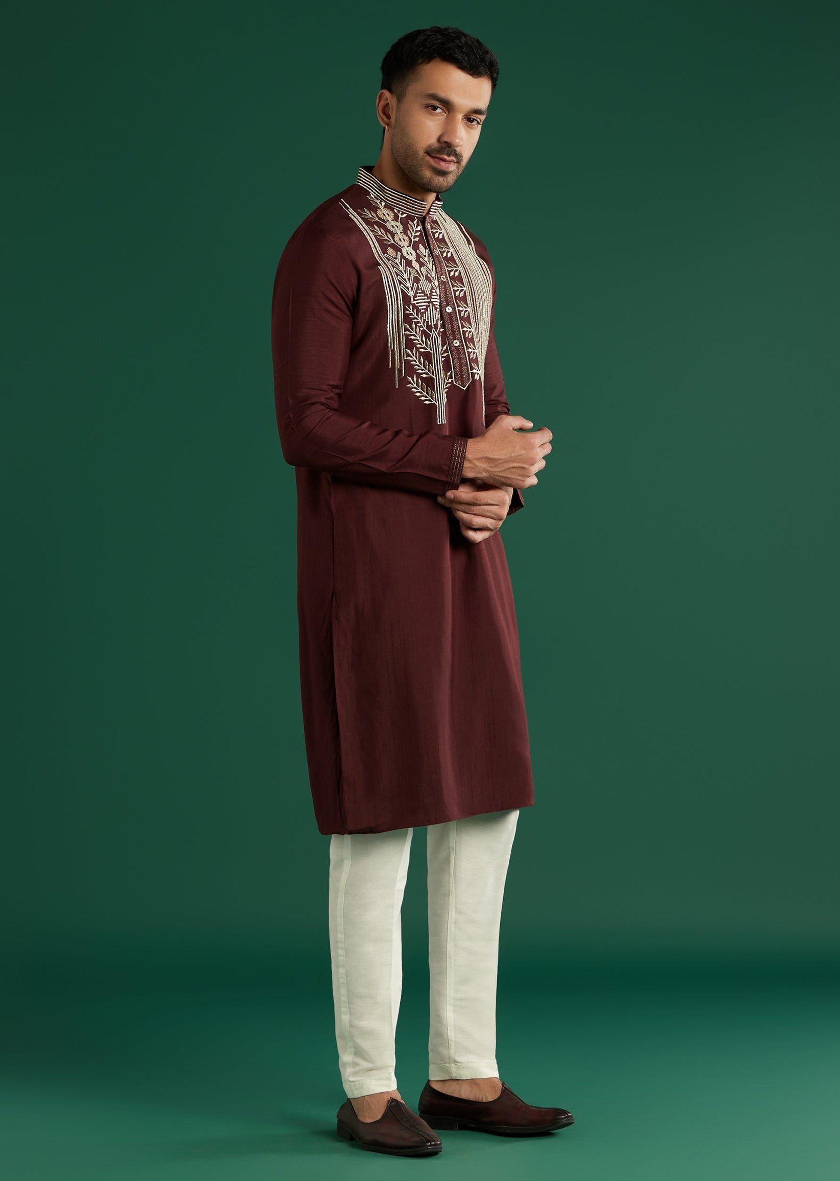 Buy Deep Maroon Silk Kurta Set For Men With Gota Work | KALKI Fashion ...