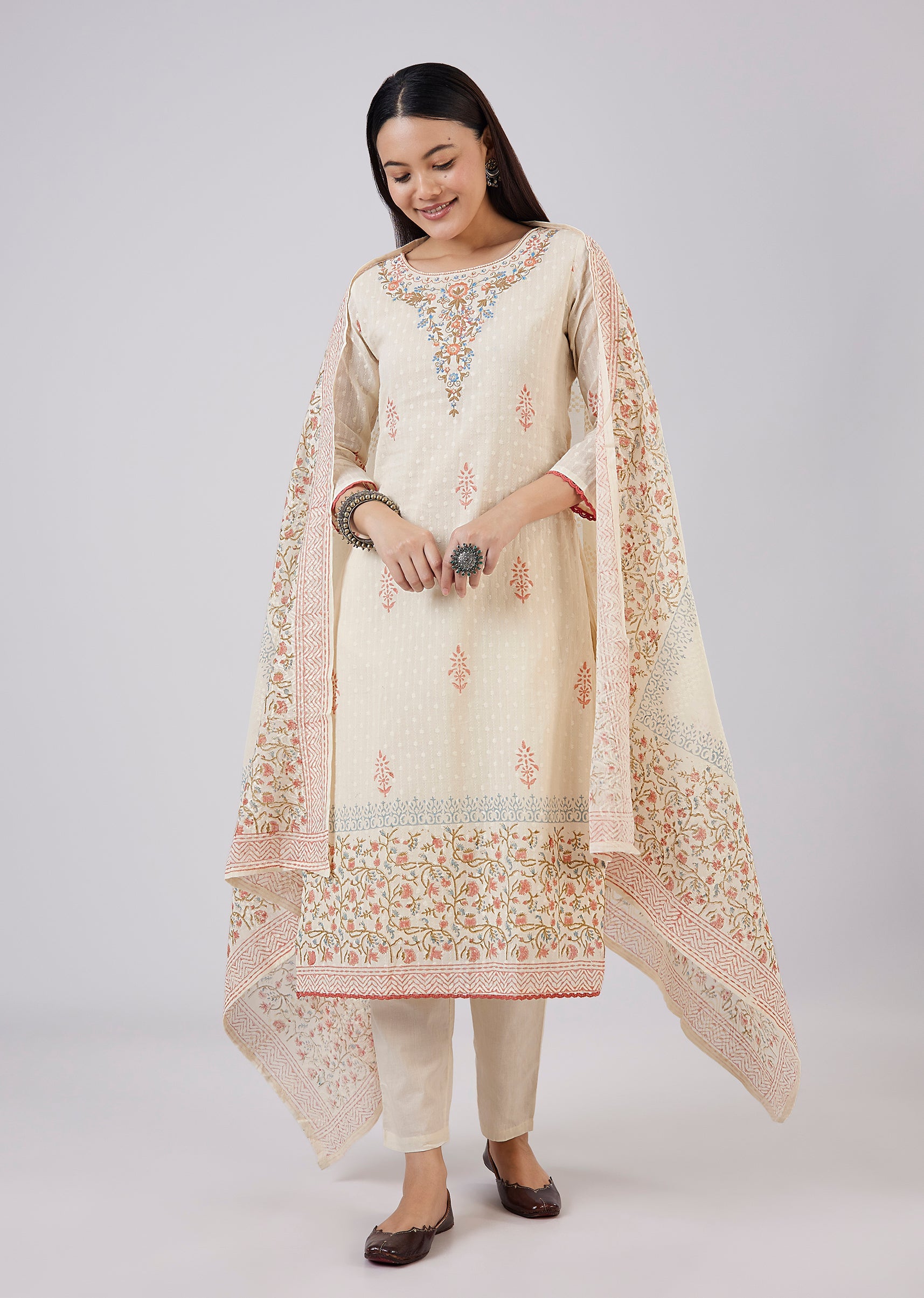 Buy Ivory Cotton Kurta Set With Hand Block Print | KALKI Fashion USA ...